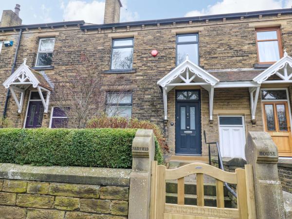 Fairfield House - Huddersfield