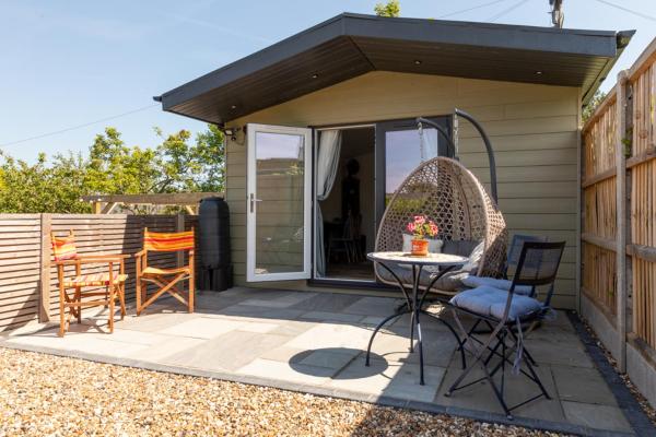 Pear Tree Cabin - Whitstable