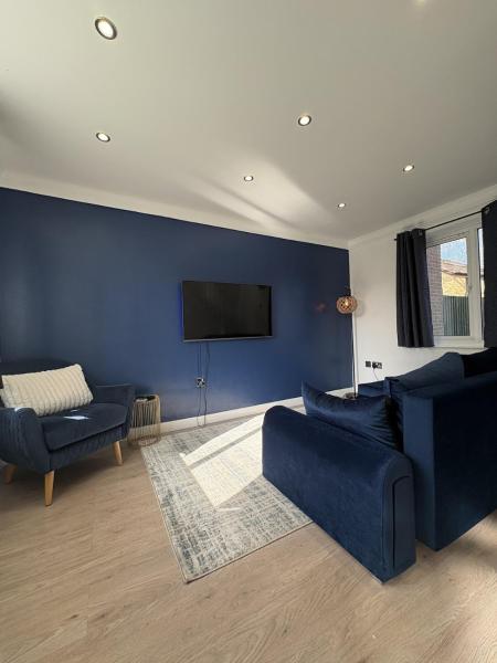 Blueberry Bliss - Free Parking - Free Wifi - Coventry