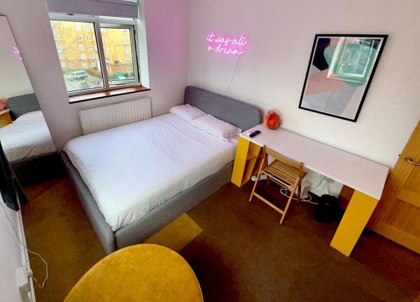 2-bed Flat In Nine Elms - Moffat