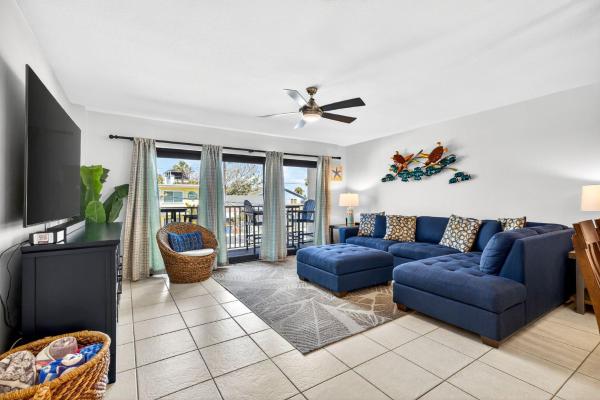 5 Star 30 Steps From Beach L 3m Walk To Rest & Shops - Clearwater Beach, FL