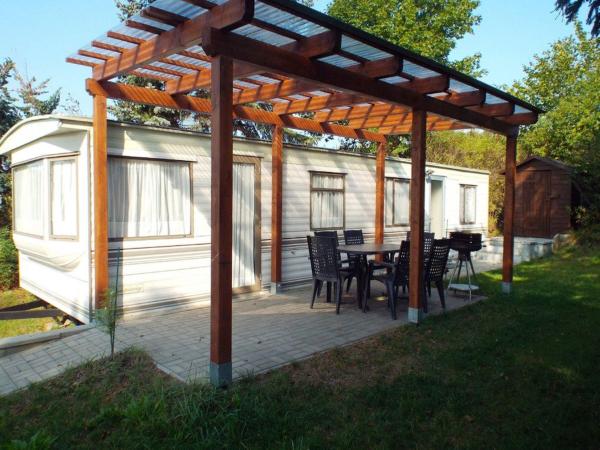 Mobile Home Im Ferienpark Mit Seezugang - Mecklenburg-Vorpommern