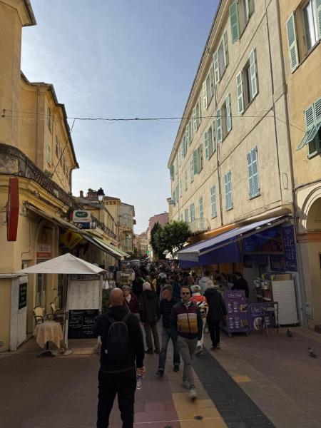 Front De Mer Menton - Sospel