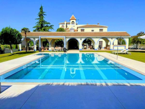 Hacienda Los Naranjos - Villa De Lujo Privada Con Piscina - Bbq Y Sala De Juegos - Cabra