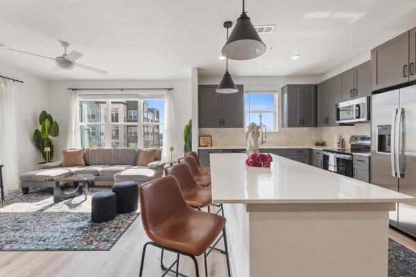 Signature 3br 2ba Open Concept With Balcony - San Marcos, TX