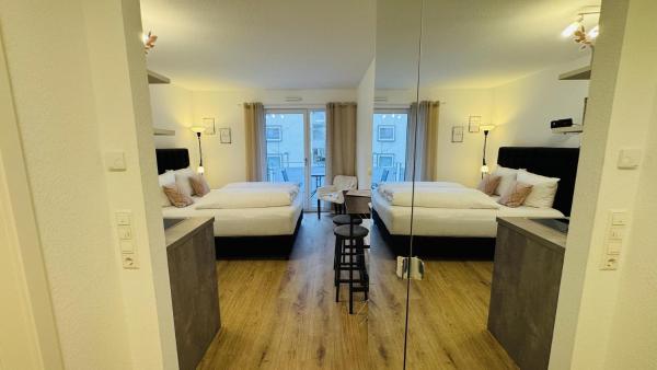Ferienwohnung Juliette - Zentral Wohnen Mit Balkon, Glasfaser Und Kostenlosem Parkplatz - Schlossberg