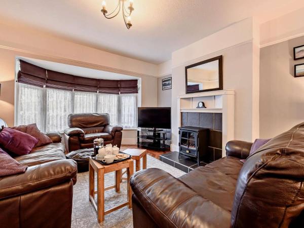 3 Bed In Tenby Oc-fb063 - Tenby