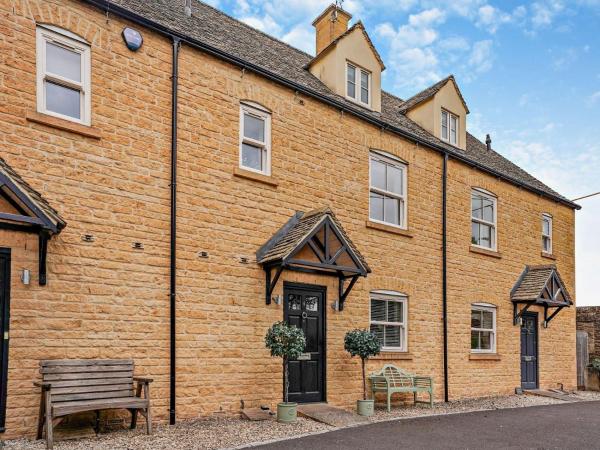 4 Bed In Cheltenham Oc-62039 - Bourton-on-the-Water