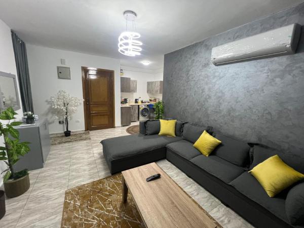 Comfortable 2 Bedroom Apartment In Downtown Cairo - Cairo