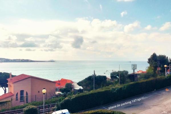 Appartement Vue Mer Proche Plage De Renécros - Bandol
