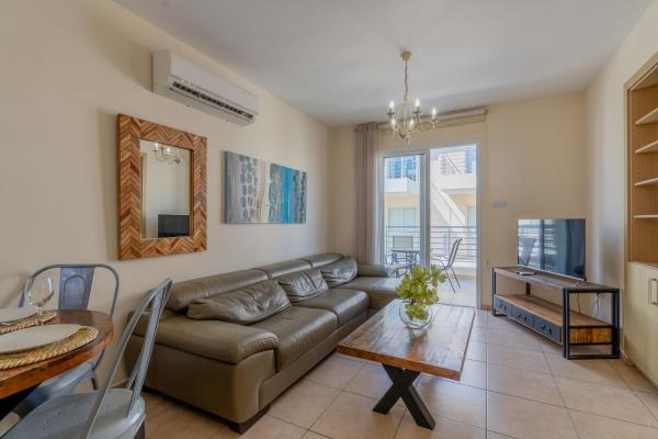 The Pearl 9 -2br Poolside Retreat At Mythical Sands, Protaras - Famagusta