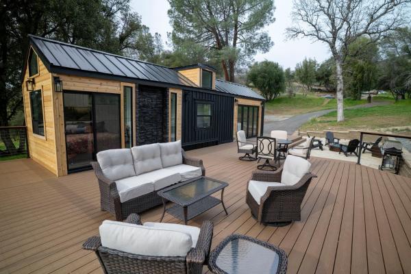 River Falls Retreat - Oakhurst, CA