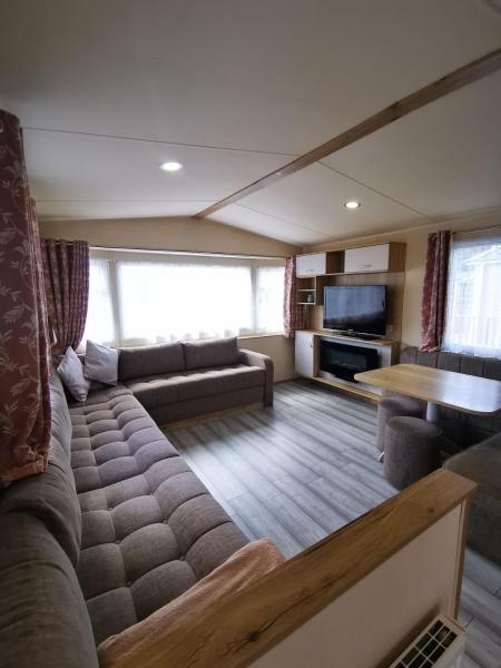 Willows Lodge With Self Contained Garden - Carlisle