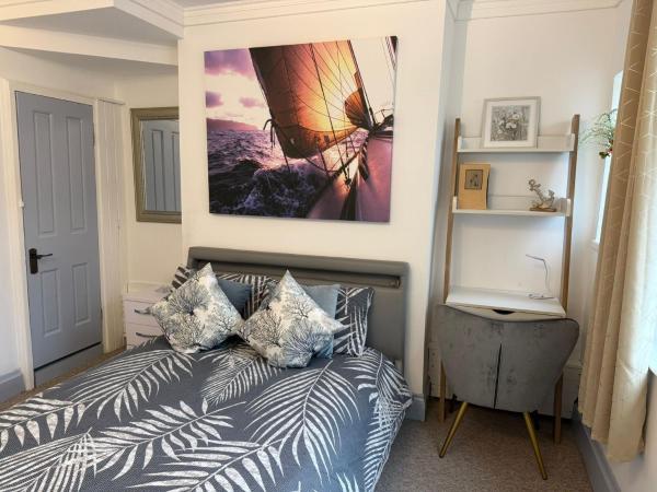 Spacious 4br For Contractors, Groups, Families - Bournemouth