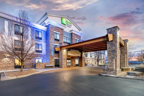 Holiday Inn Express Hotel & Suites Loveland By Ihg - Loveland, CO
