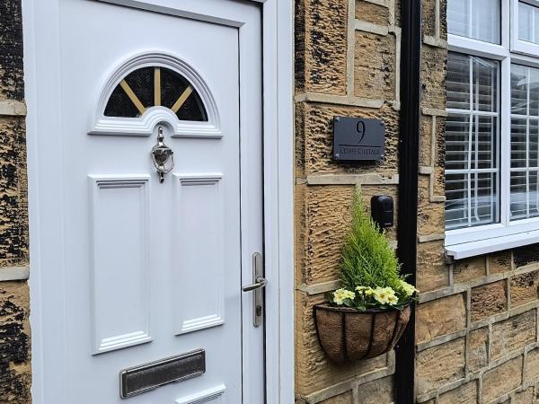 Cliffe Cottage - Staithes