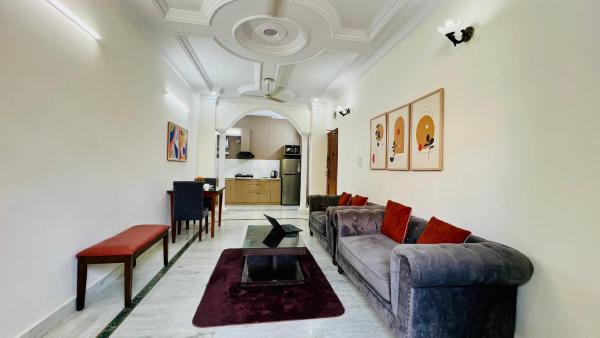 Bluo 1bhk City Centre - Balcony, Lift, Terrace - Delhi