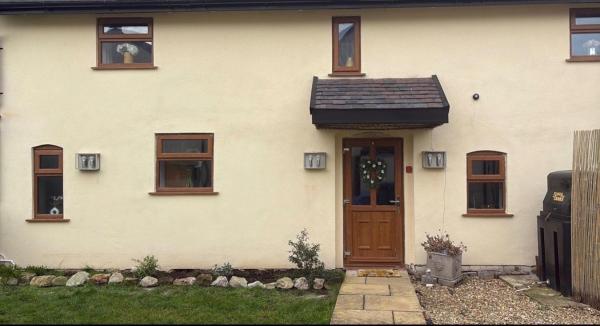 Rustic Retreat In Stafford Countryside - 스태퍼드