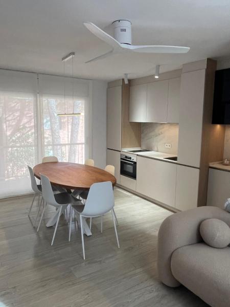 Apartamento Con Wifi Y Aire Acondicionado En Pals Playa - Pals