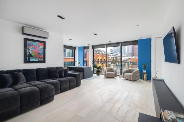 City Of London 2br Penthouse With Stunning Terrace View & Air Condition - 시티오브런던