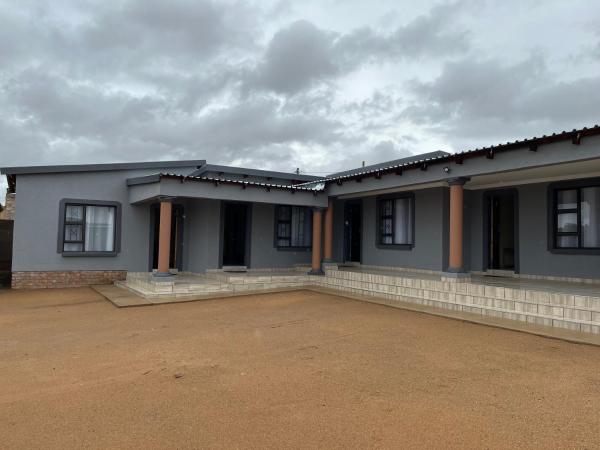 The Arrose Guest House - KwaMhlanga