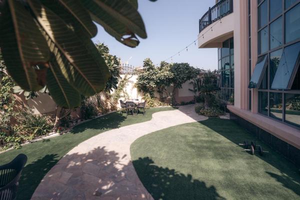 Full Moon Guesthouse - Dubai