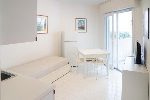 Appartamento Fronte Mare Con Piscina Lignano Sabbiadoro Mv6 - Lignano Sabbiadoro