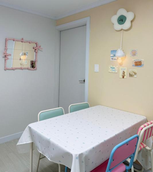 Awesome Day Pastel Stay 3min Banwoldang Station Near Dongseong-ro - Daegu