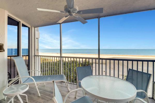 Estero Island Beach Villas 105 - Fort Myers Beach, FL