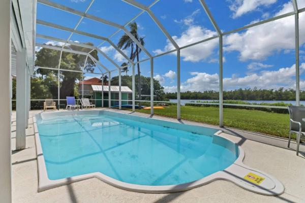 250 1st St-a (28911) - Bonita Springs, FL
