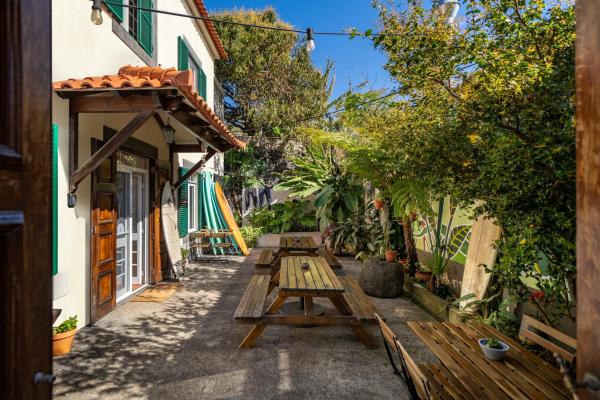 Jaca Hostel Porto Da Cruz - Madère