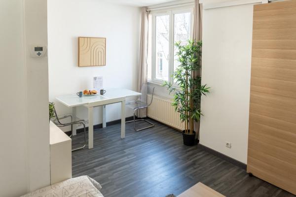 Studio Cosy Proche Paris & Disneyland - Gare à Pied - Le Perreux-sur-Marne