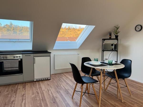 Wohnung In Kirchheim - Esslingen