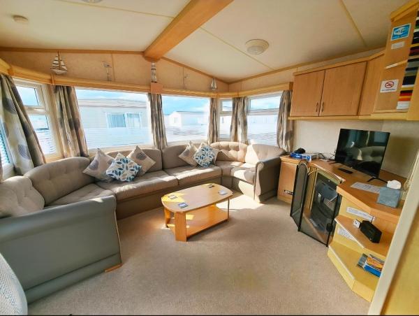 Plum 1 A 3 Bed 8 Berth Luxury Static Caravan, Bedding Included, Best Plot Closest To Sealands Family Clubhouse On Coral Beach Short Walk To Rides And Beach In Ingoldmells - Skegness