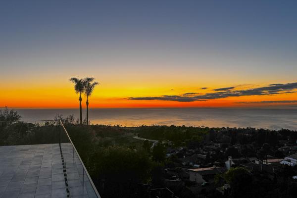 Ocean View! High-end Extended Palos Verdes Retreat - Torrance, CA