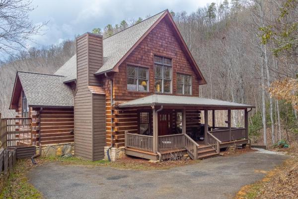 Hot Tub, Pool Table! Luxury Log Cabin In Franklin - Sylva, NC