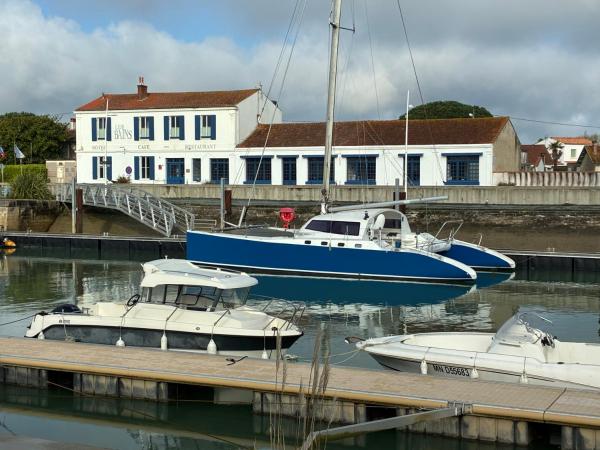 Les Bains Boyardville - Hôtel Et Restaurant - Saint-Pierre-d'Oléron