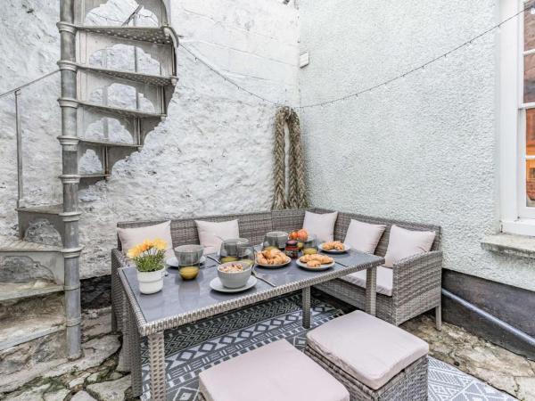 3 Bed In Tenby Oc-86625 - Tenby