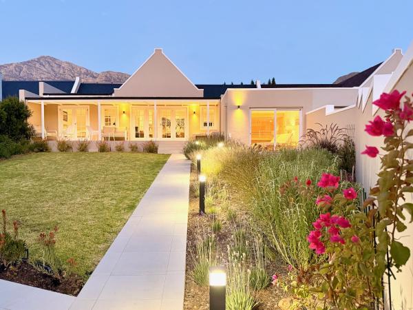 Winelands Living - Franschhoek