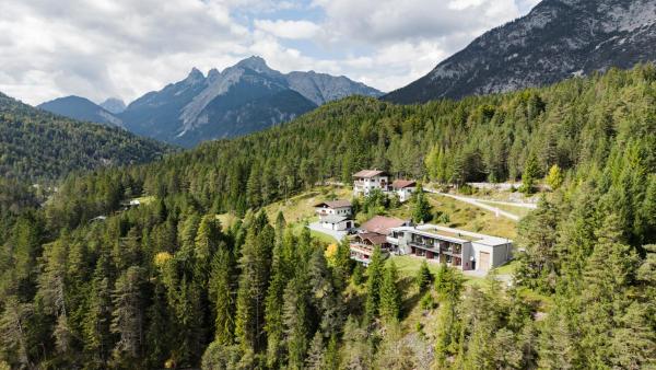 Hotel Garni Isarlodge Wiesenhof - Scharnitz