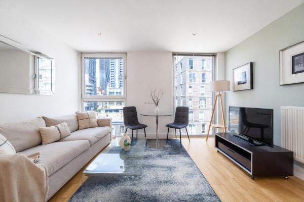 1 Bed Apartment In Canary Wharf - Croydon, UK