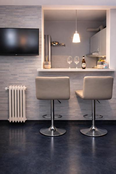 Comfortable Modern Entire House Near The Center Of Athens-blue Serenity - Atenas
