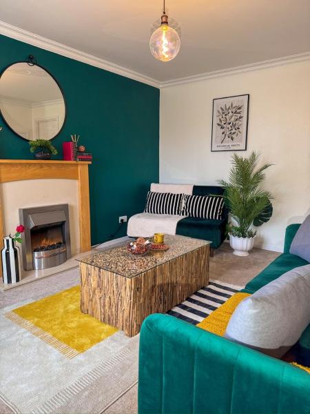 The Drumund - In-between Bath & Bristol - Sleeps 9 - Wiltshire