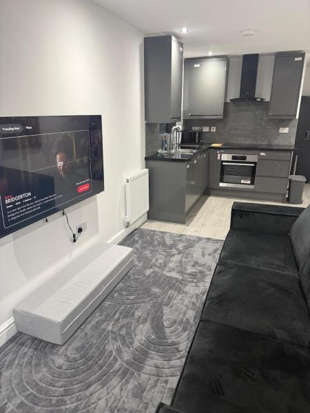 Cosy Luxury Home With Private Parking Sleeps 3 - Bromsgrove
