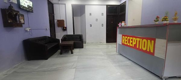 Hotel O Laxmi In - Lucknow