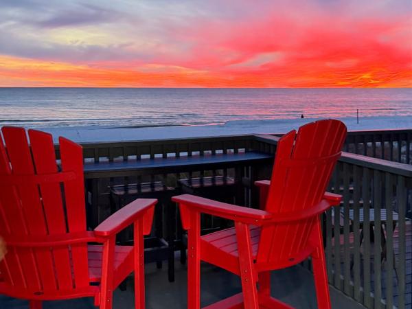 Beachfront Oasis With Stunning Water Views - Panama City Beach, FL
