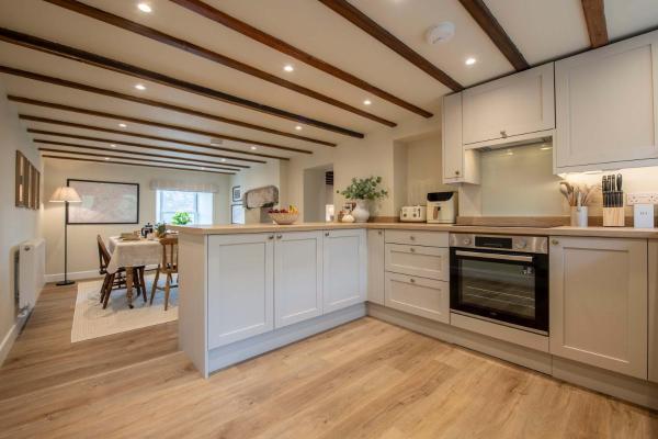 Charming 3-bed Cottage In Stunning Yorkshire Dales Location, Swaledale - By Mcpi Hosting, Ideal For Families, Couples, Walkers & Groups - Askrigg