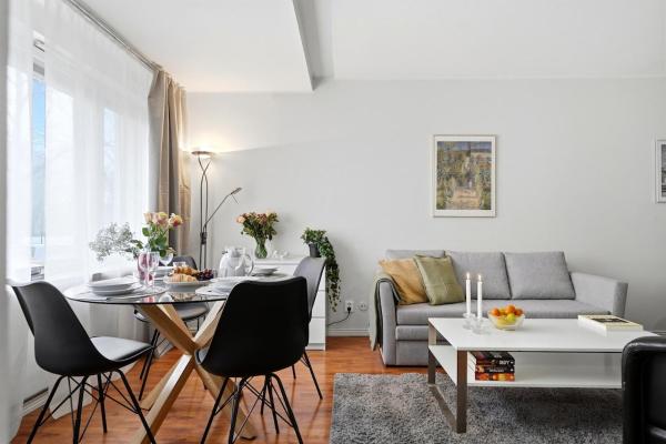 Viiskulma With Park Views 50m Tram And Bus King Bed - Helsinki