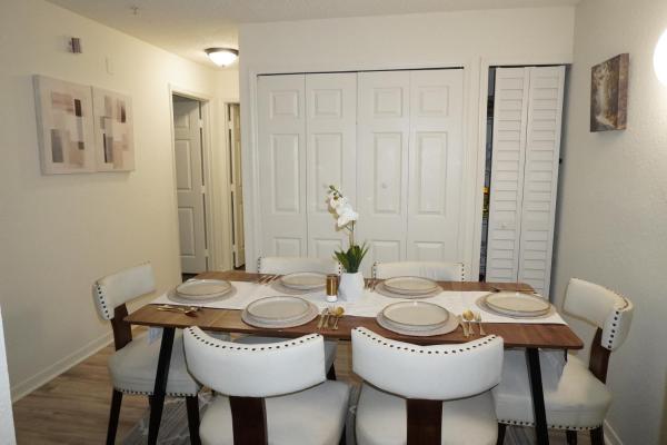 Modern 2bed 2 Bath Home Away From Home - Gainesville, FL