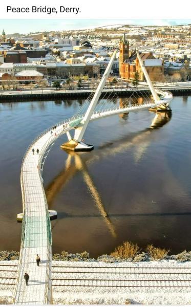 Derry City Centre Kelly's Place Et - Londonderry